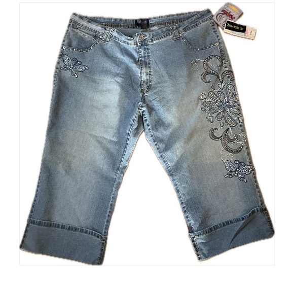 Angels | Jeans | Embellished Denim Capris | Poshmark